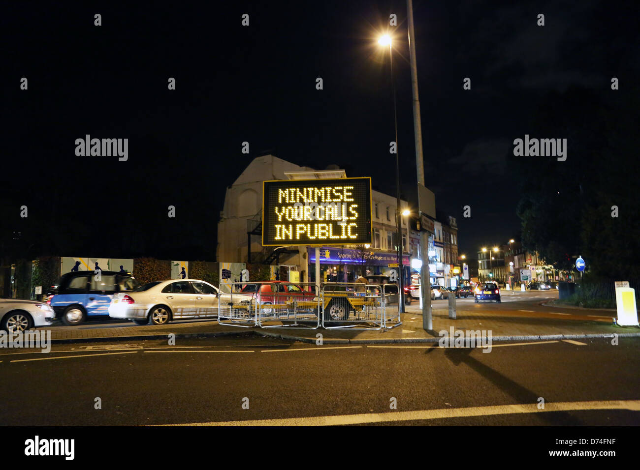 Police warning sign Beware thieves mobile theft Stock Photo - Alamy