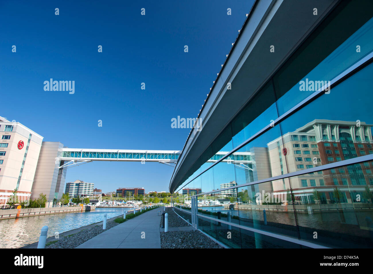 BAYFRONT CONVENTION CENTER AND SHERATON HOTEL PRESQUE ISLE BAY ERIE ...