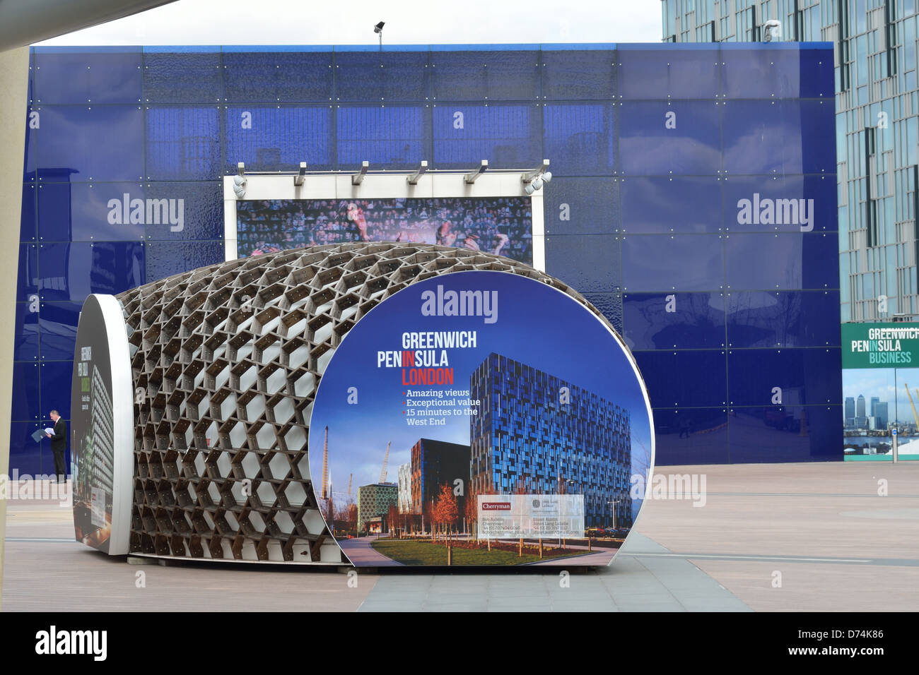 Greenwich peninsula housing hi-res stock photography and images - Alamy