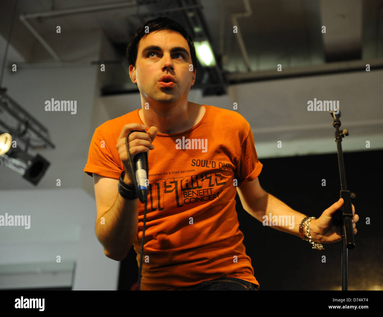 Hard-Fi performs a free show and meet fans at HMV Oxford Street to ...