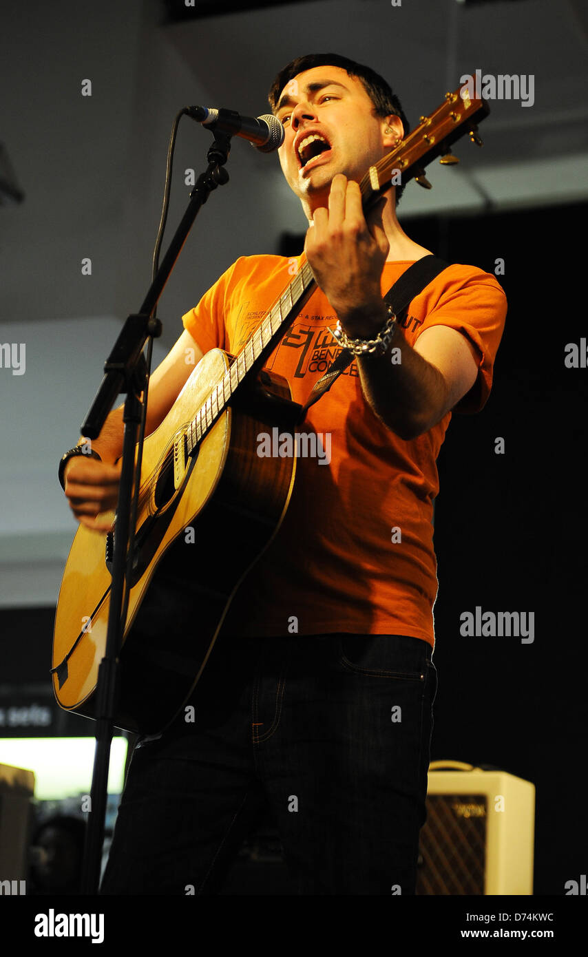 Hard-Fi performs a free show and meet fans at HMV Oxford Street to ...