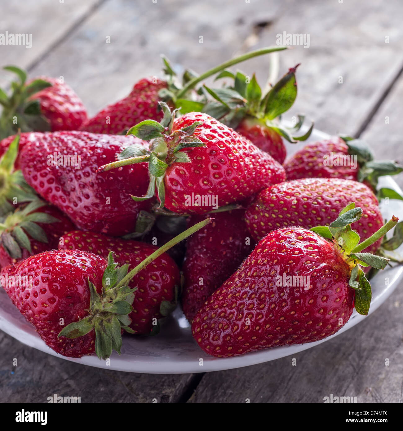 Strawberries square hi-res stock photography and images - Alamy