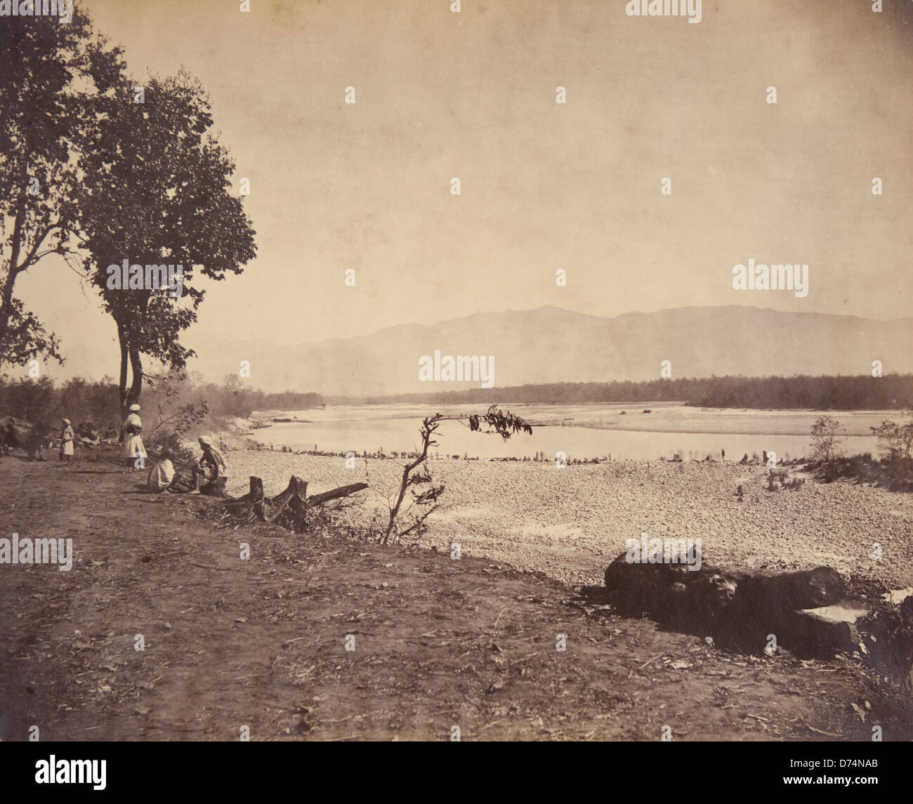 Showcasing the natural beauty of the river and its surroundings hi-res ...
