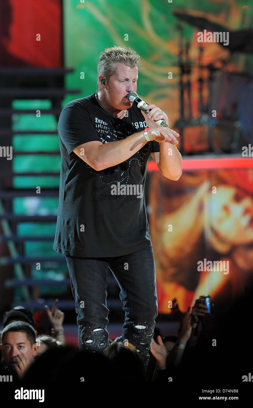 Gary LeVox of Rascal Flatts performs at the Cruzan Amphitheater West ...