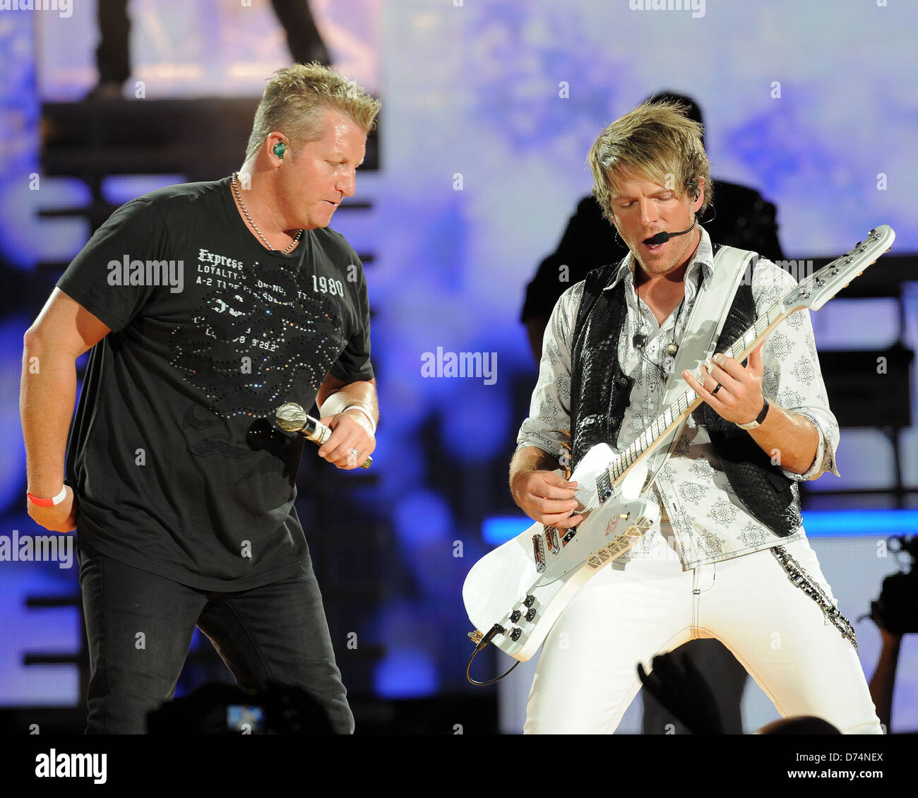 Gary LeVox,Joe Don Rooney of Rascal Flatts performs at the Cruzan ...