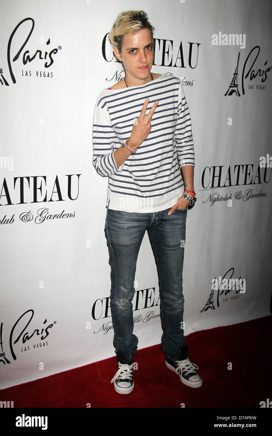 Samantha Ronson Smoove Da General's 21st Birthday at Chateau Nightclub ...