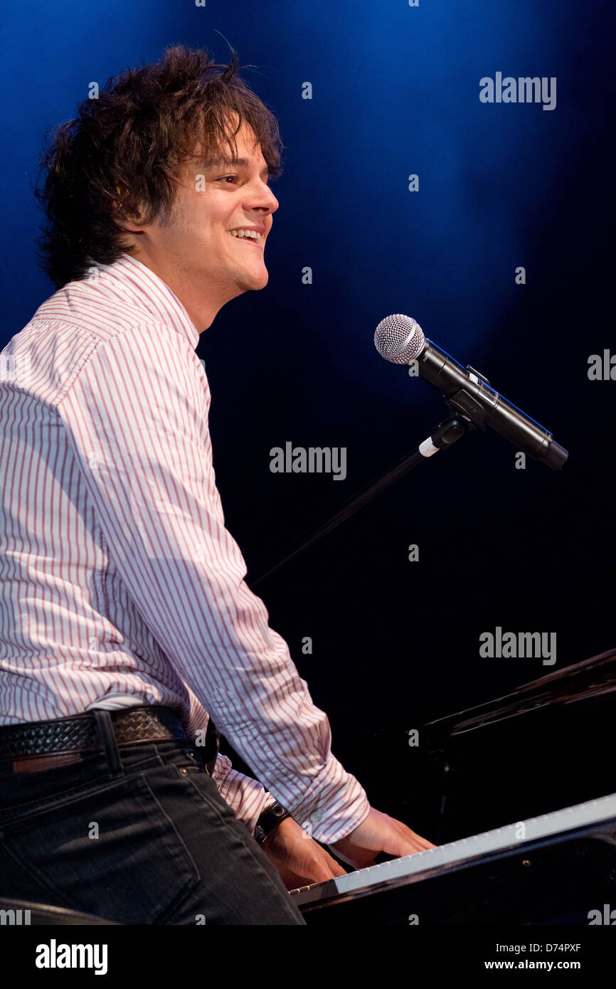 Jamie Cullum performing live at Cool Jazz Fest in Hipodromo Manuel ...