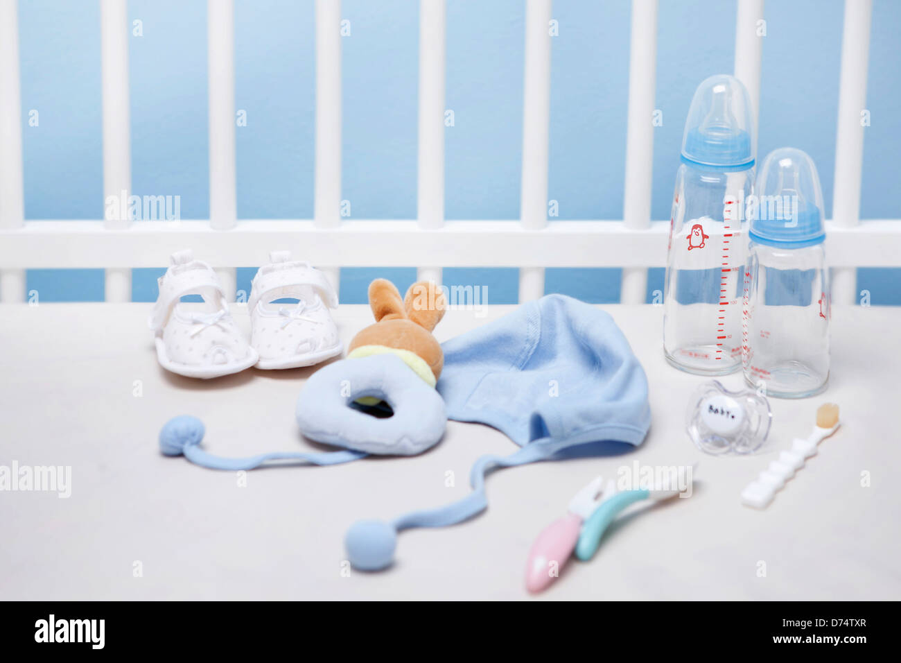 Baby items group of objects hi-res stock photography and images - Alamy