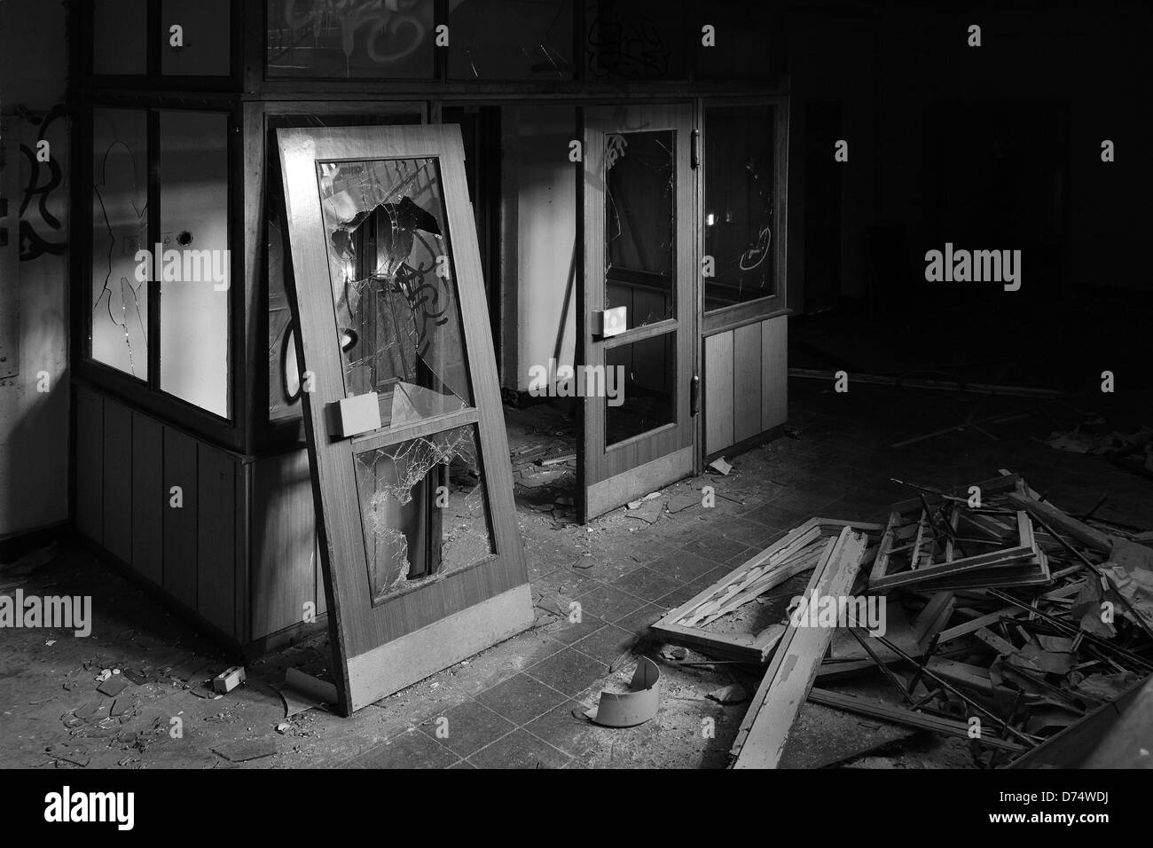 B&W photograph of the interior of the former holiday complex at Prora ...