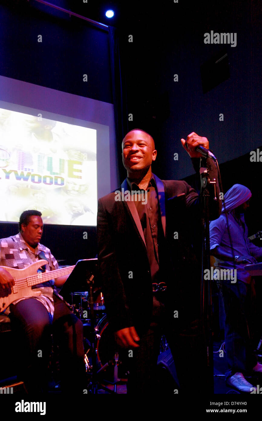 Pleasure P R&B singer-songwriter performs live at Chi Dynasty ...