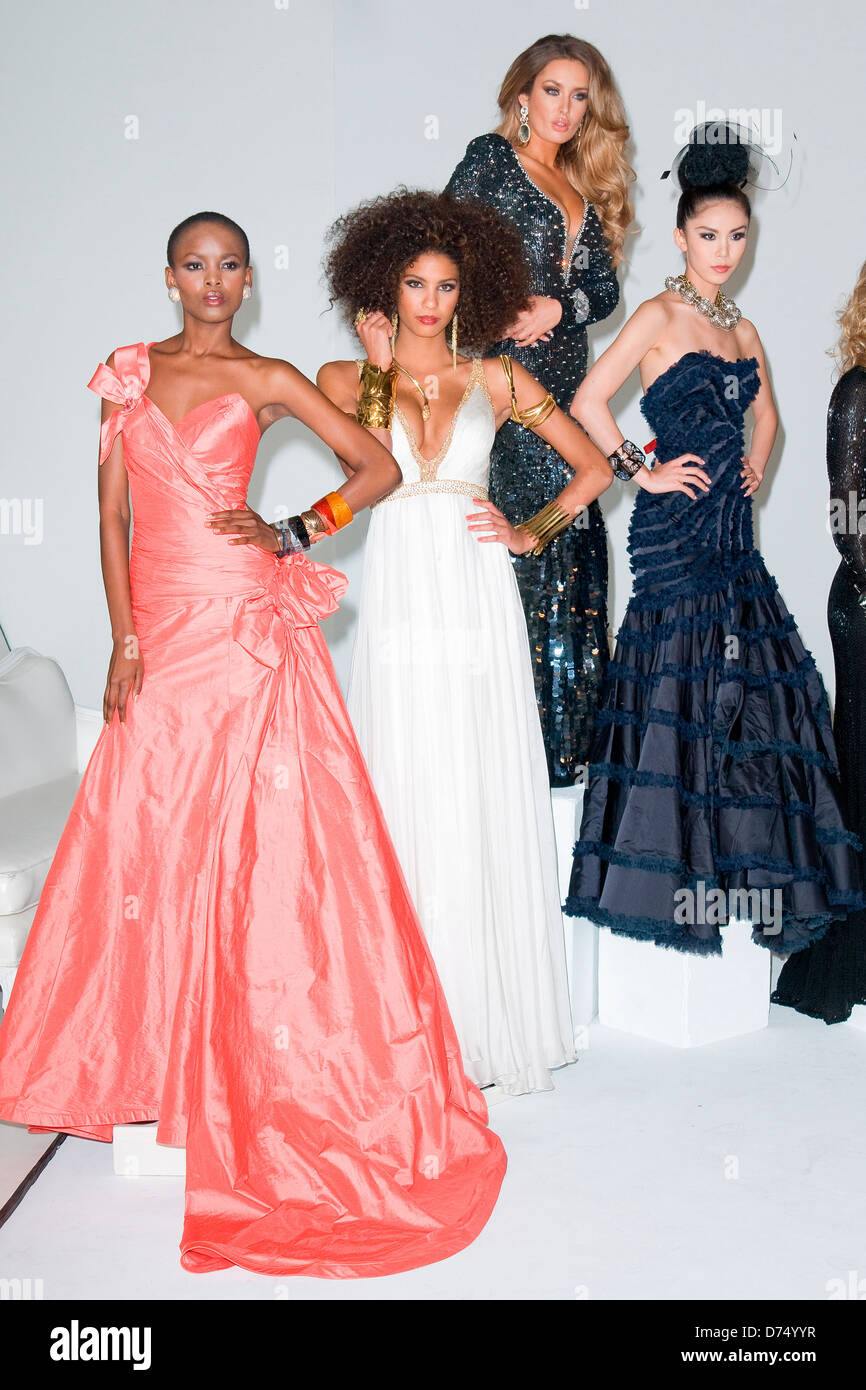 Flaviana Matata, Chloe Mortaud, Rosanna Purcell, Riyo Mori Donald Trump ...