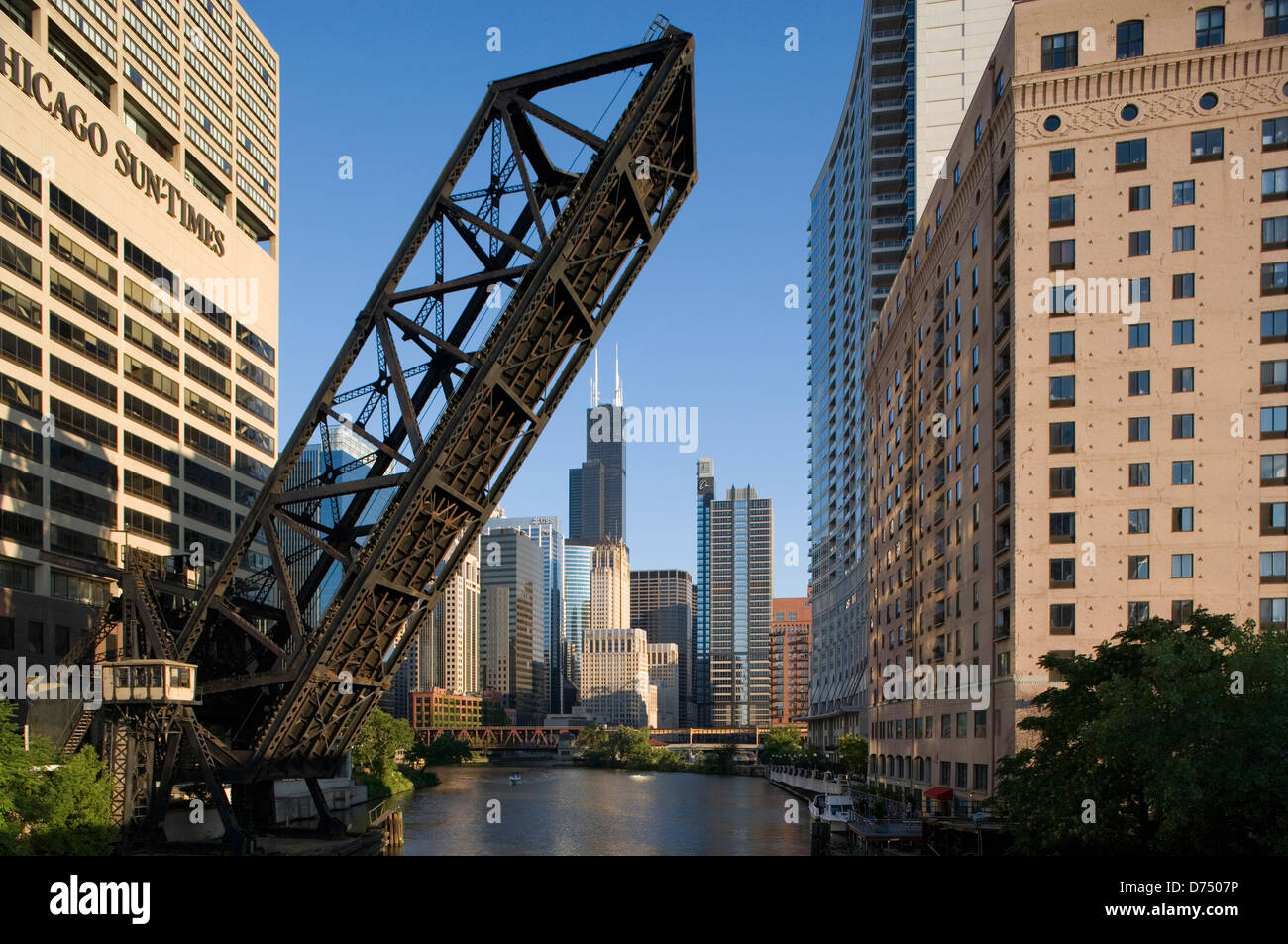 CHICAGO RIVER LOOP CHICAGO ILLINOIS USA Stock Photo - Alamy