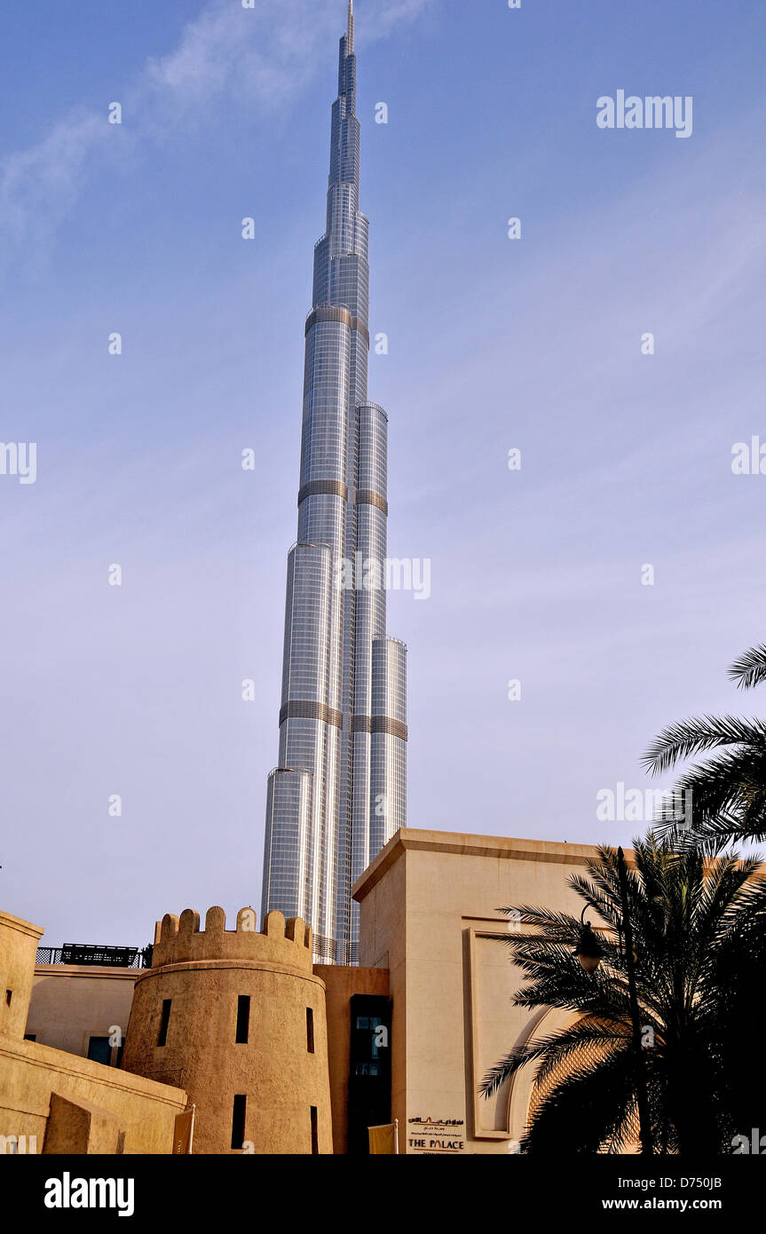 Burj khalifa dubai tower hi-res stock photography and images - Alamy