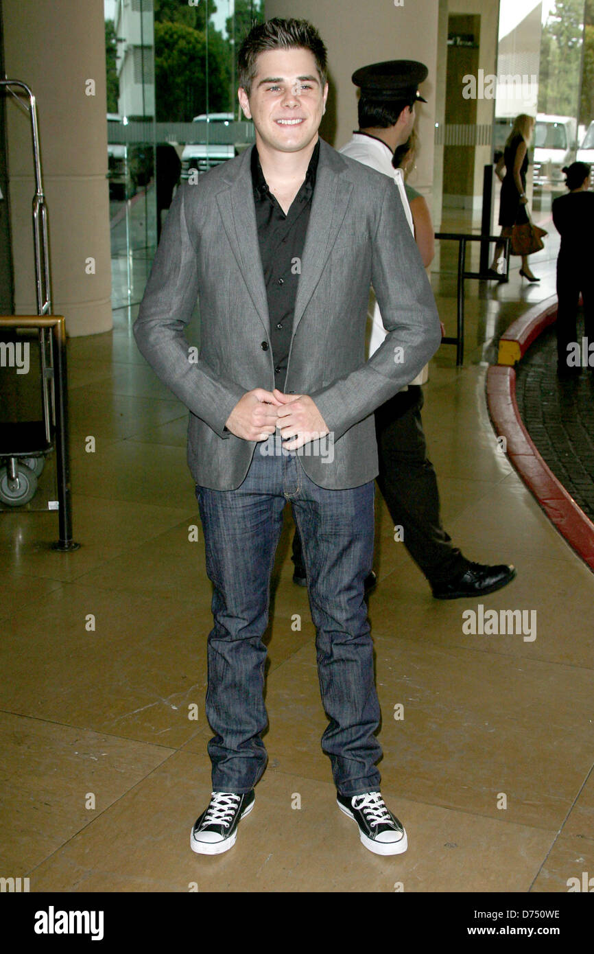 Jared Abrahamson Hallmark Channel and Hallmark Movie Channel Summer ...