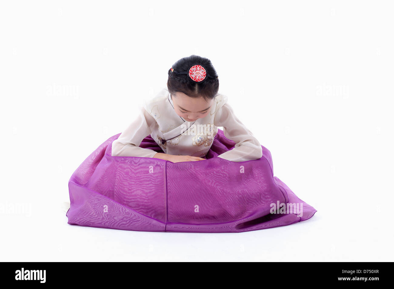 Korean traditional bowing hi-res stock photography and images - Alamy