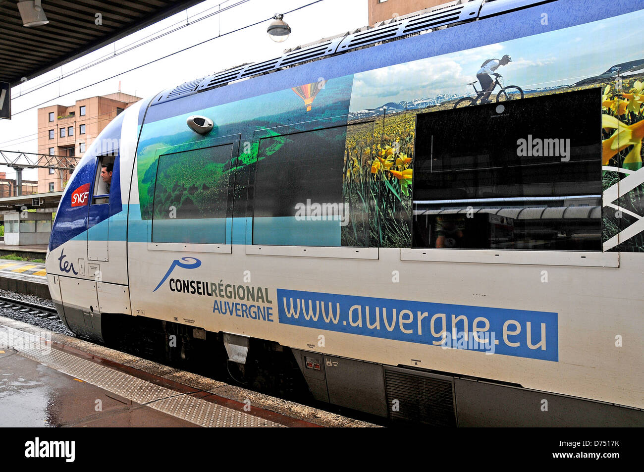 French modern regional train hi-res stock photography and images - Alamy