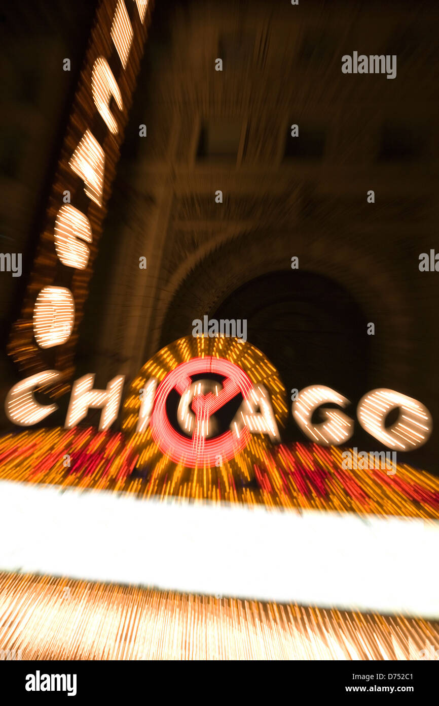 CHICAGO THEATER CENTER SIGN MARQUEE PAGE BROTHERS BUILDING (©RAPP ...