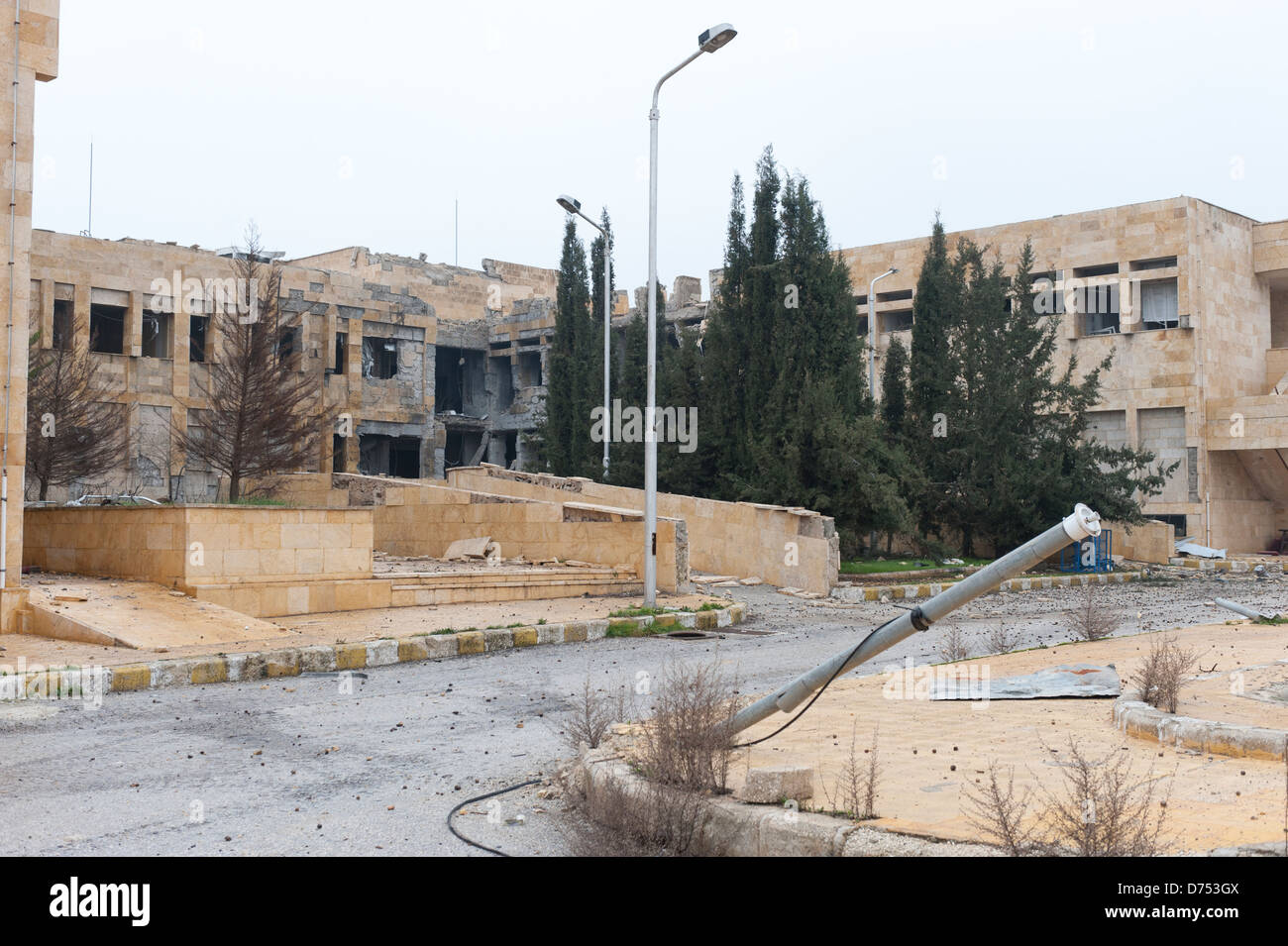 Destroyed national hospital in Azaz, Syria Stock Photo - Alamy