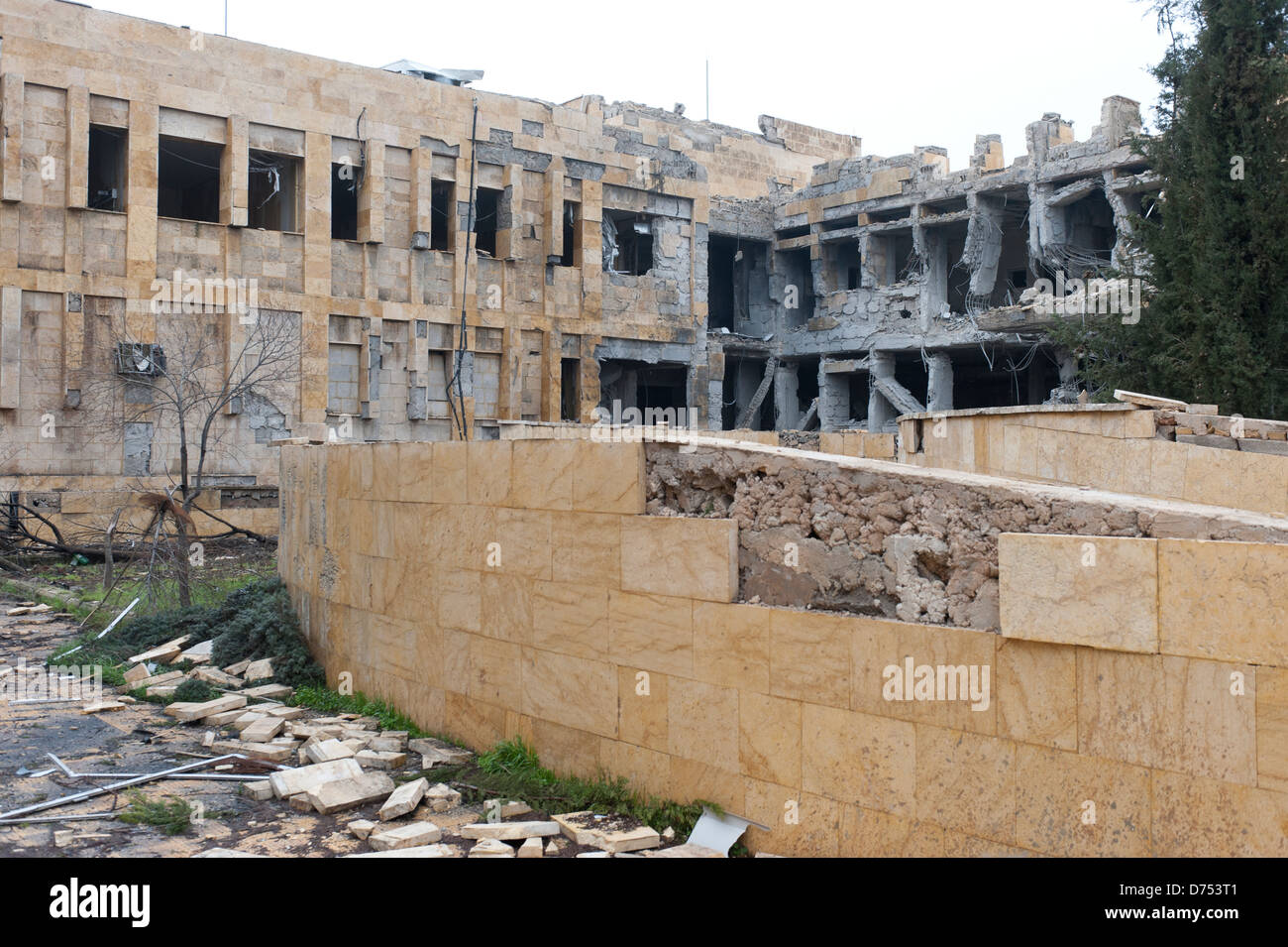 Destroyed national hospital in Azaz, Syria Stock Photo - Alamy
