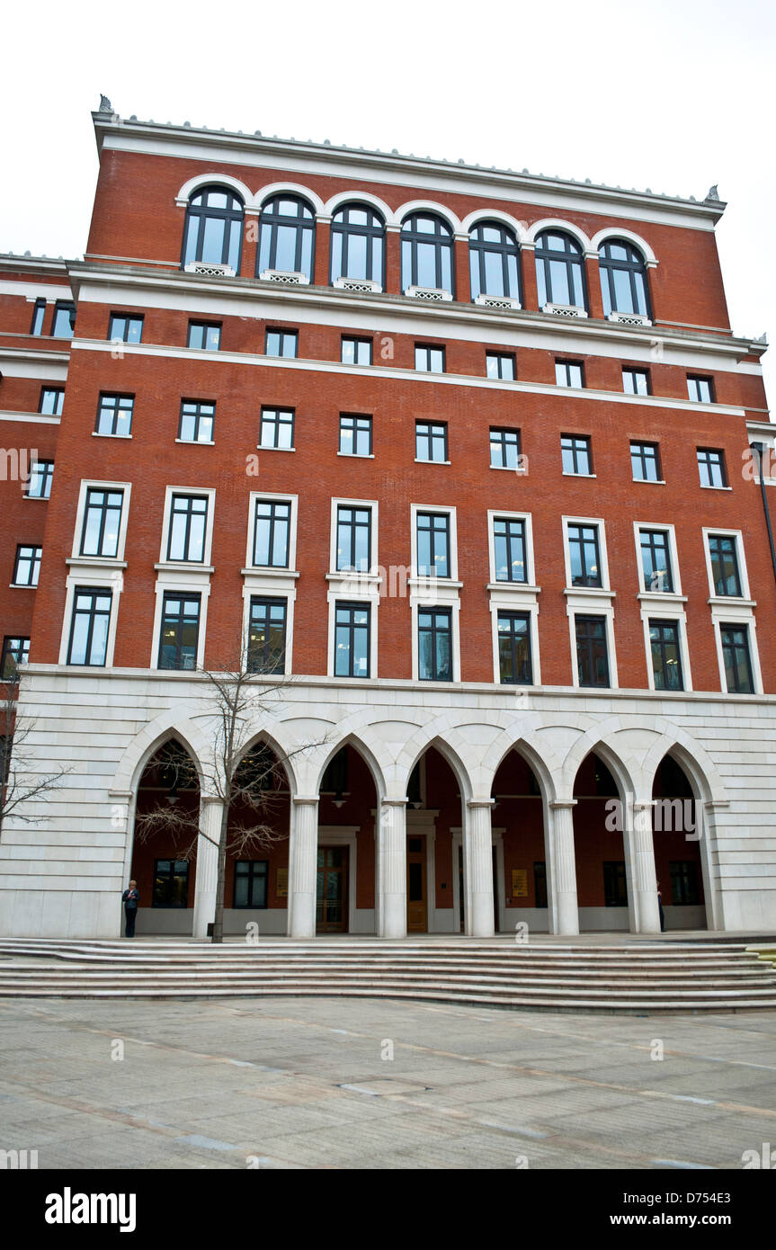 Three Brindleyplace, Birmingham, UK Stock Photo - Alamy