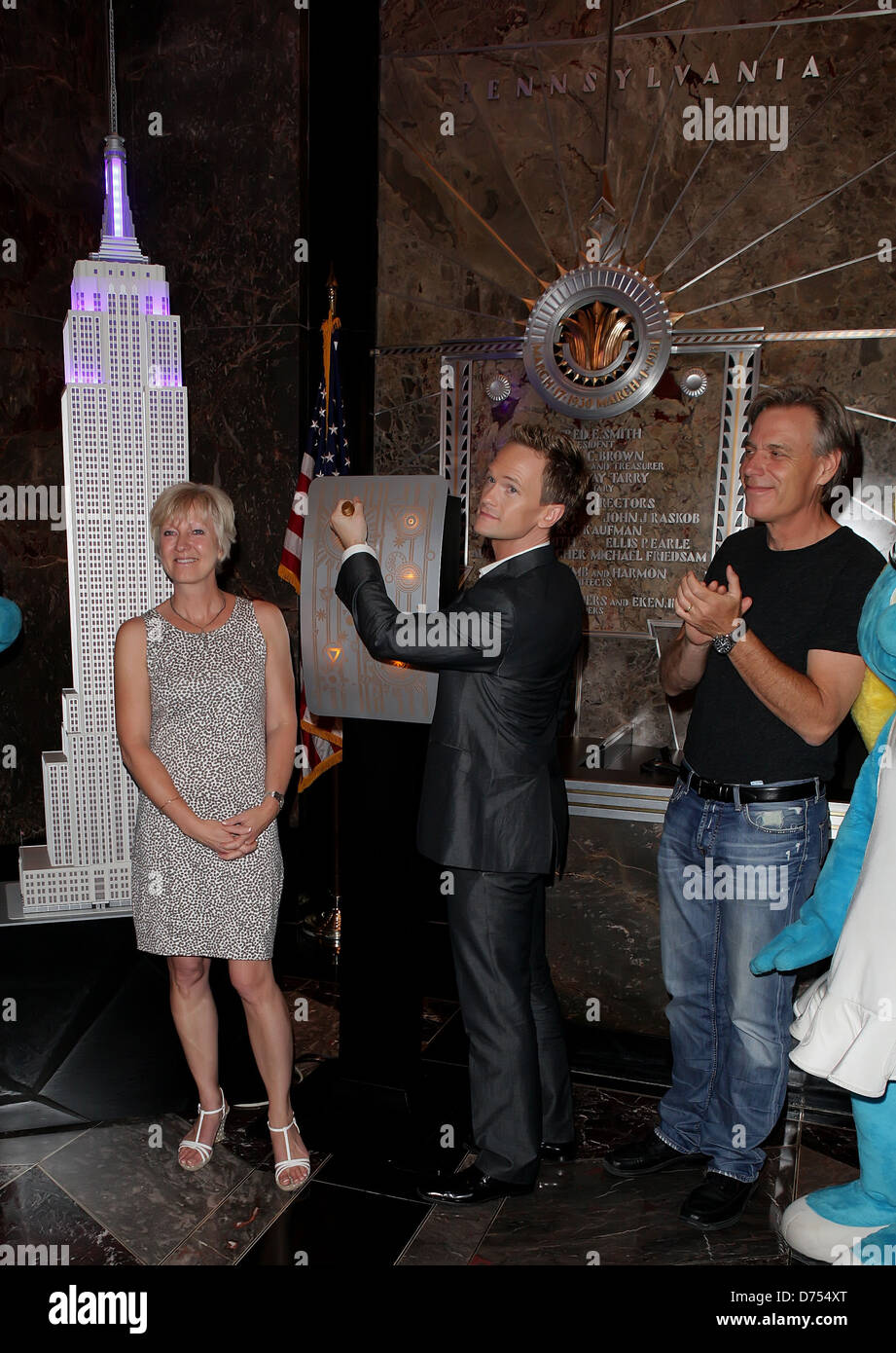 Veronique Culliford, Neil Patrick Harris and Director Raja Gosnell on ...