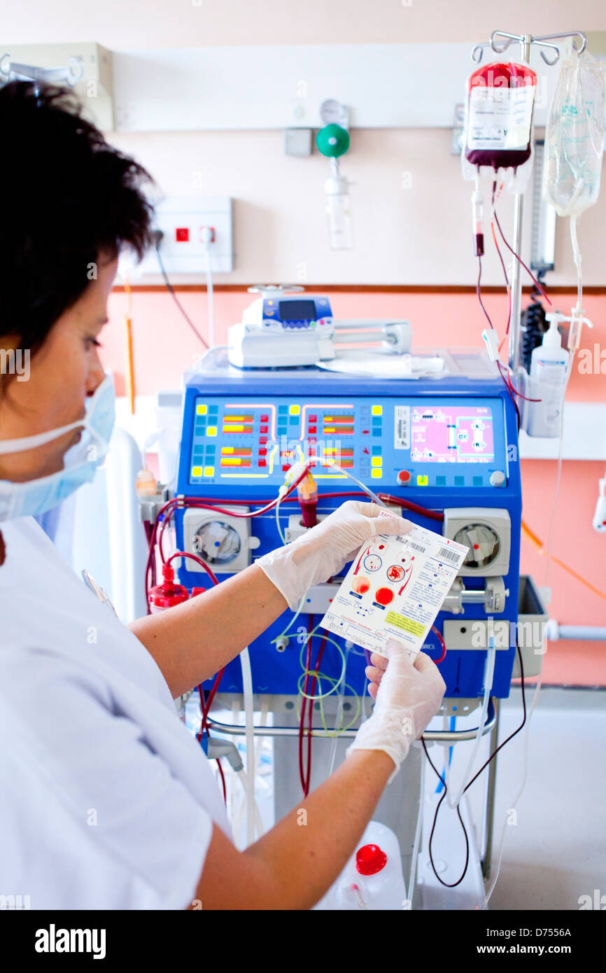 Patient hemodialysis transfusion anemia Here card used UPTC Diagast ...