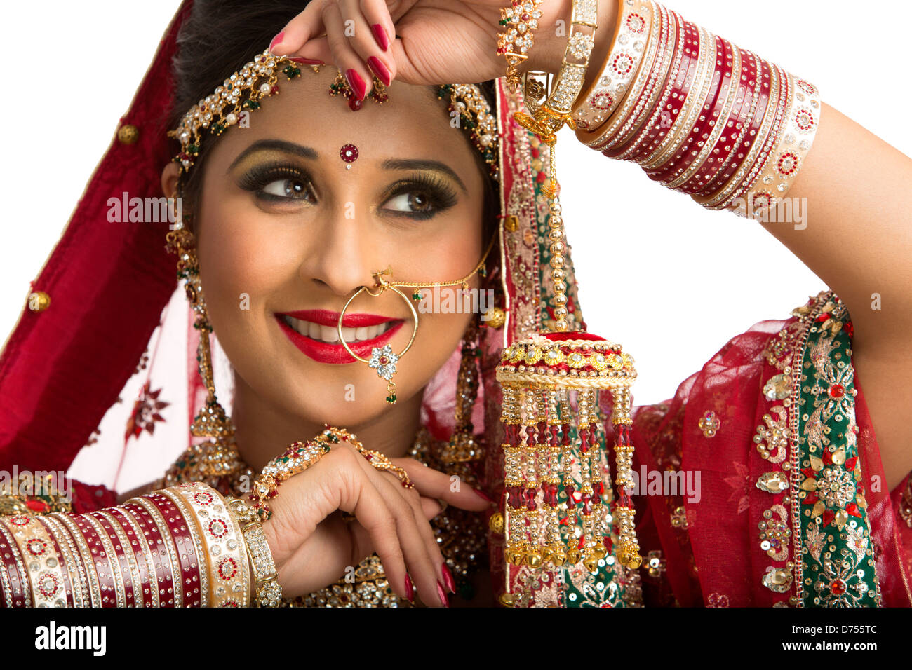 Smiling Indian bride in traditional wedding dress Stock Photo - Alamy