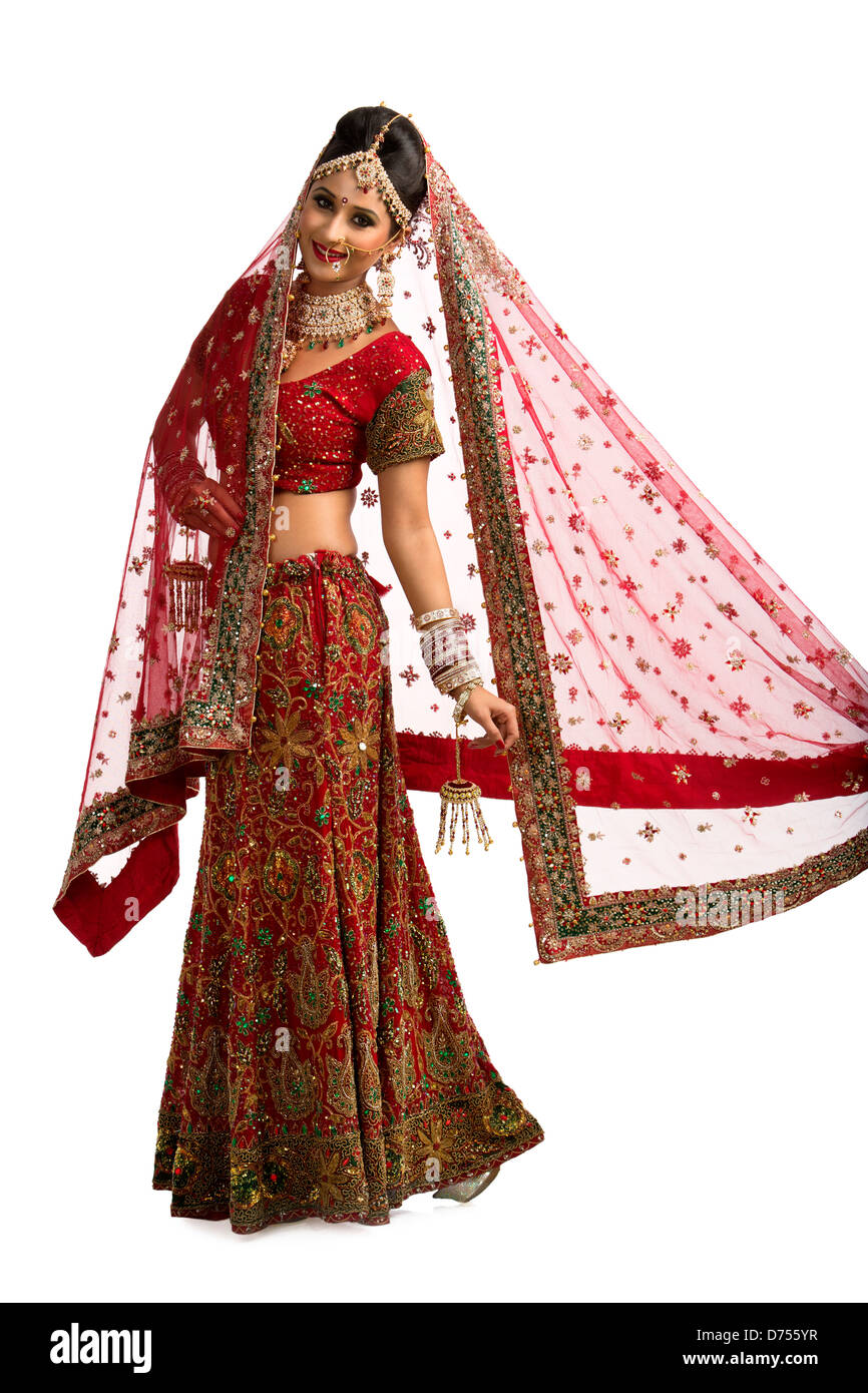 Indian bride in traditional wedding dress Stock Photo - Alamy