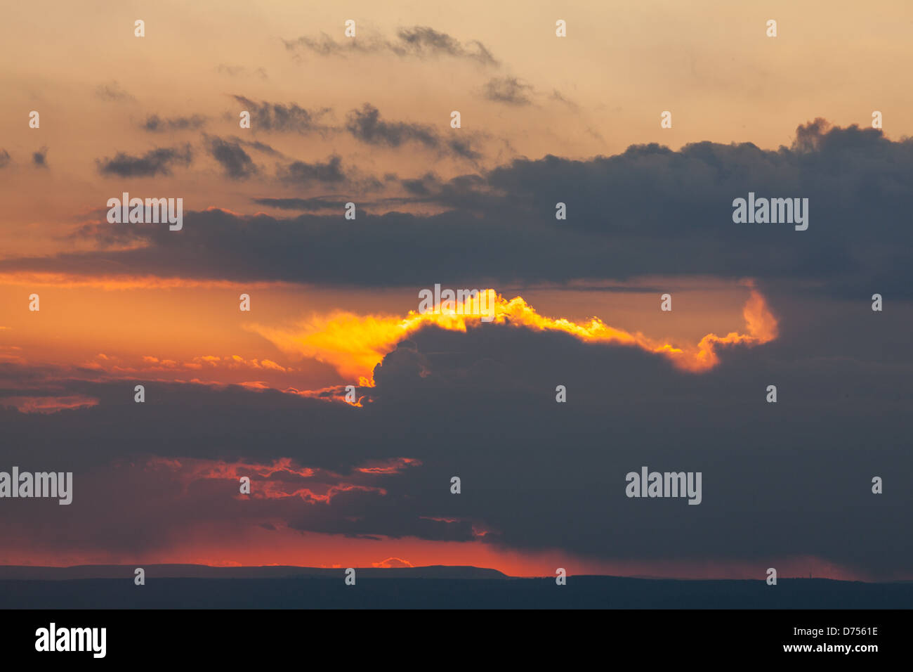 Twilight background hi-res stock photography and images - Alamy