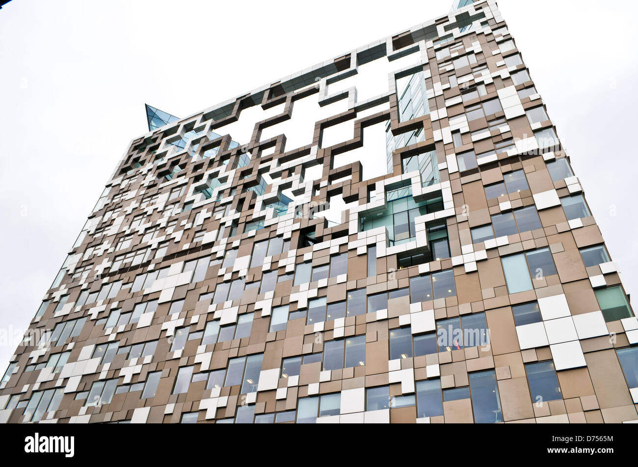 The Cube building, Designed by Ken Shuttleworth of MAKE Architects ...