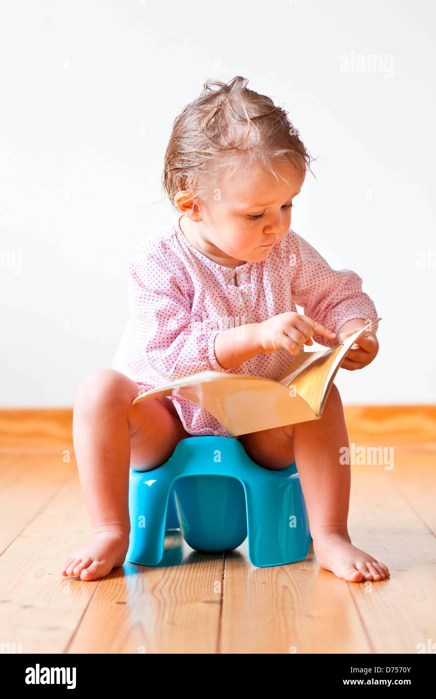 Chamberpot hi-res stock photography and images - Alamy