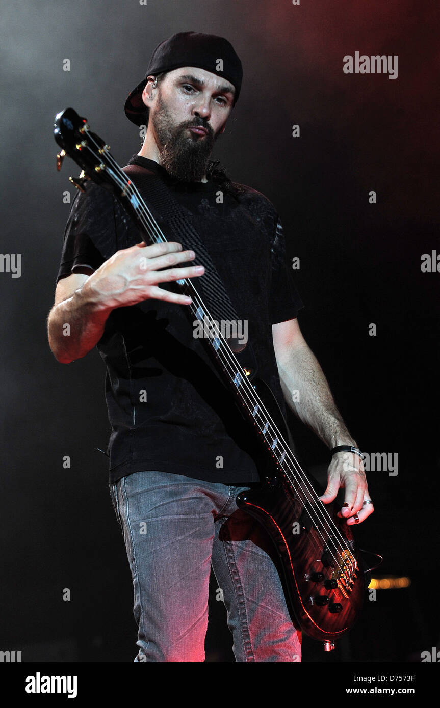 Robbie Merrill Godsmack performs at the Rockstar Energy Drink Mayhem ...