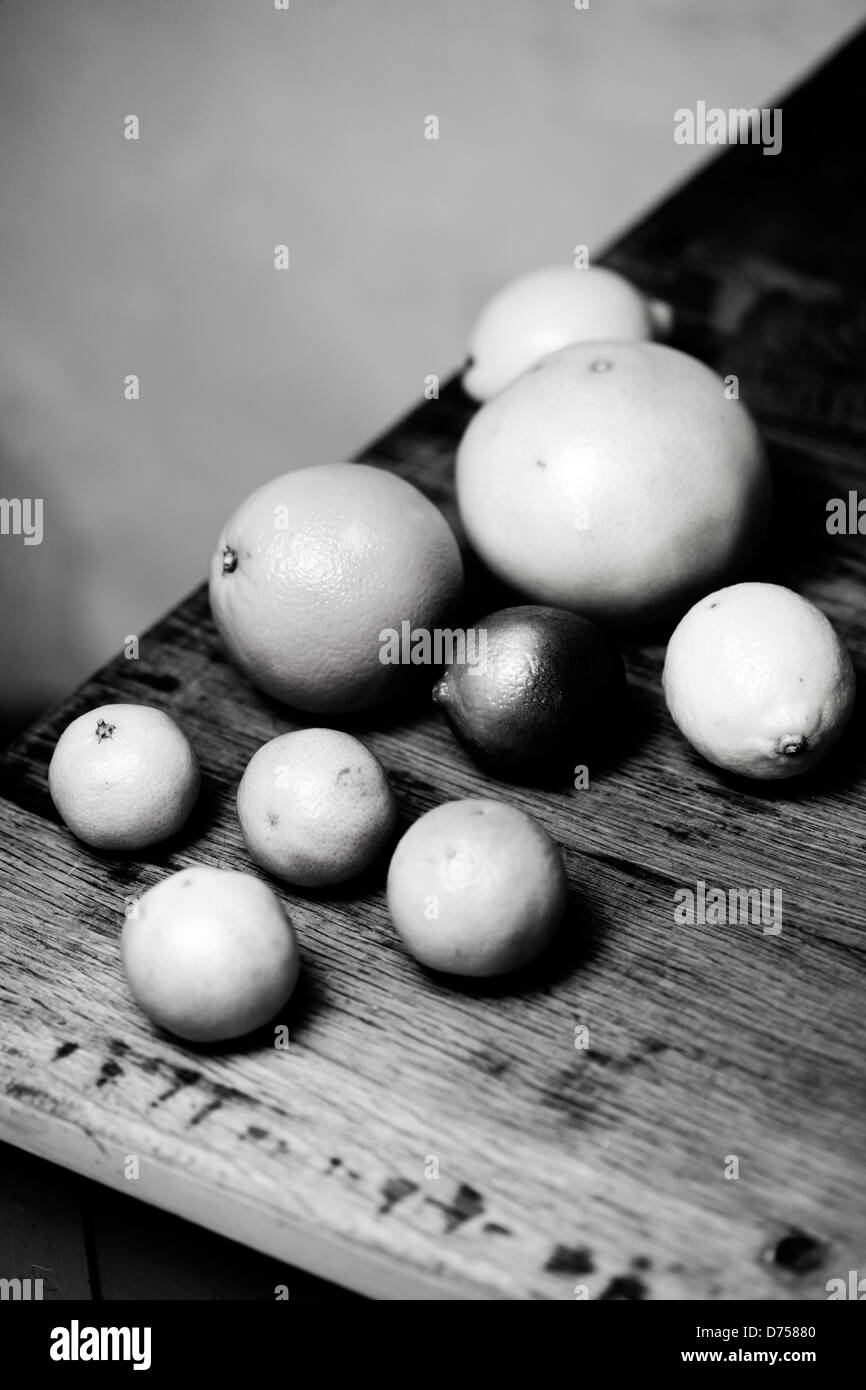 Citrus still life Black and White Stock Photos & Images - Alamy