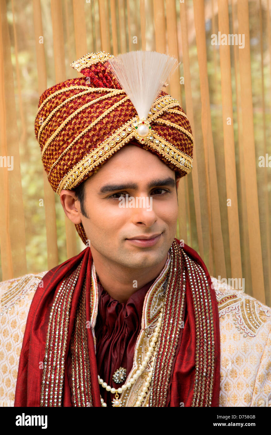 Sehra groom hi-res stock photography and images - Alamy