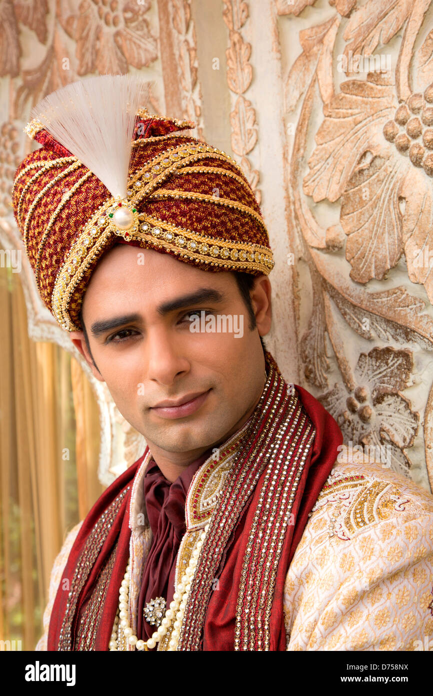 Sehra groom hi-res stock photography and images - Alamy