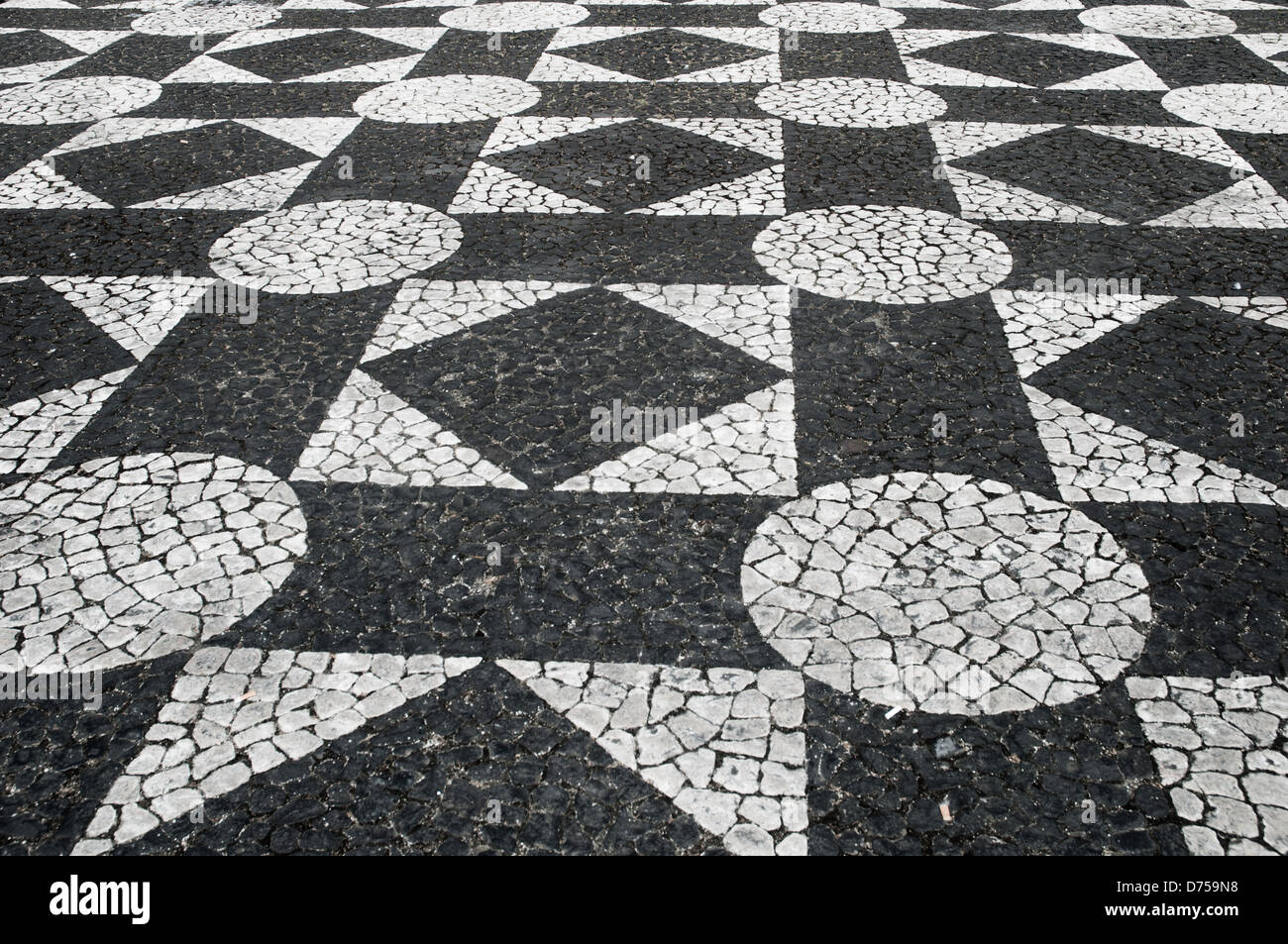 Portuguese cobblestone hi-res stock photography and images - Alamy