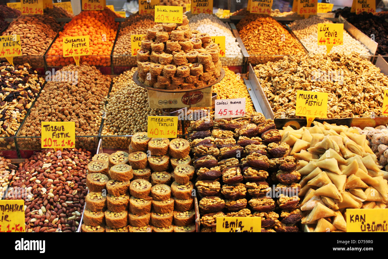 Sweets and Nuts at the street markets in Istanbul Stock Photo - Alamy
