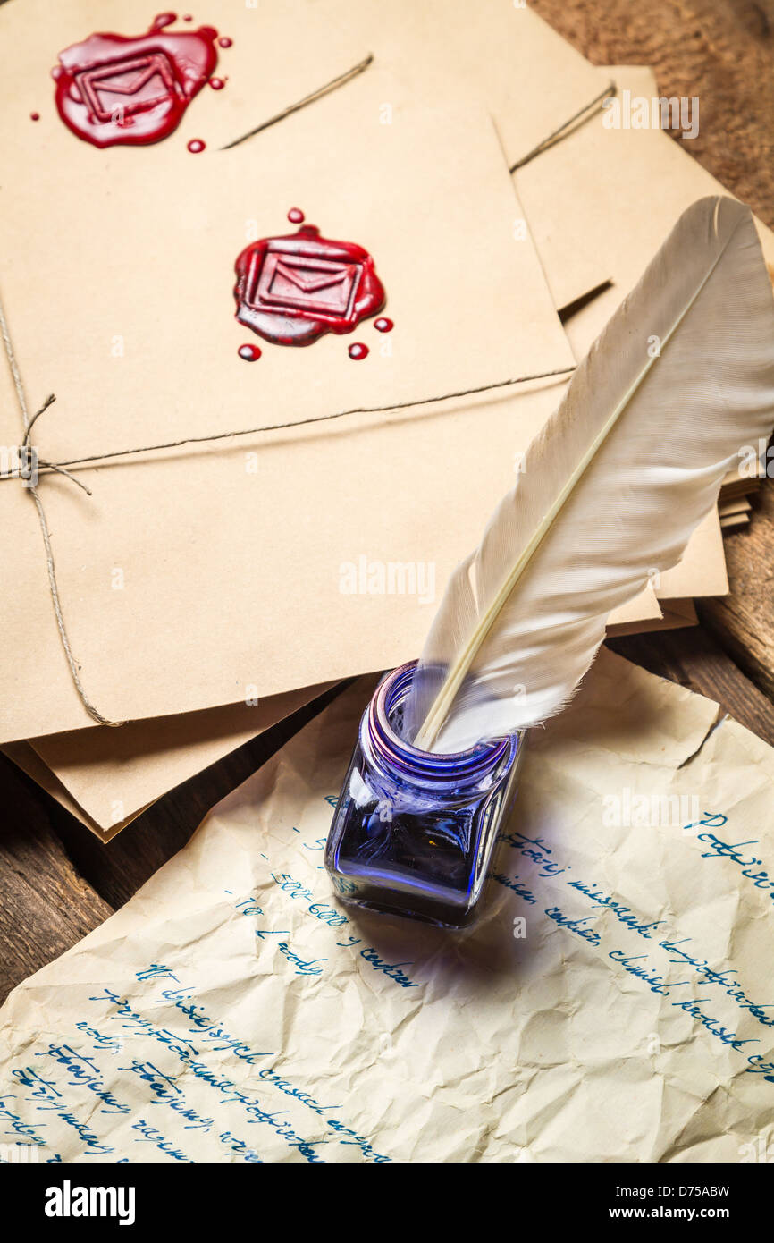 Vintage envelope and old letter written with blue ink Stock Photo - Alamy