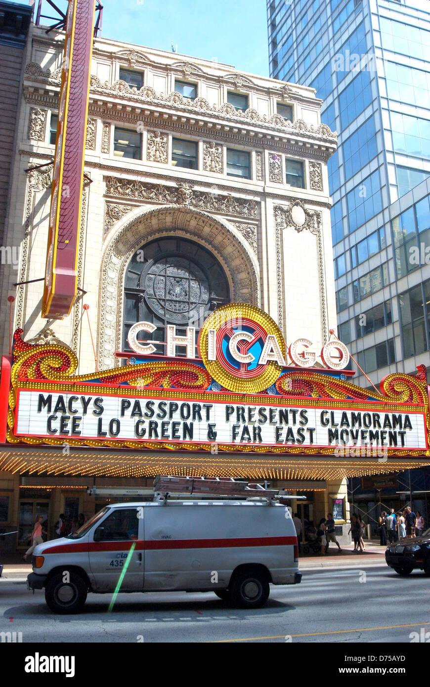 Glamorama hi-res stock photography and images - Alamy