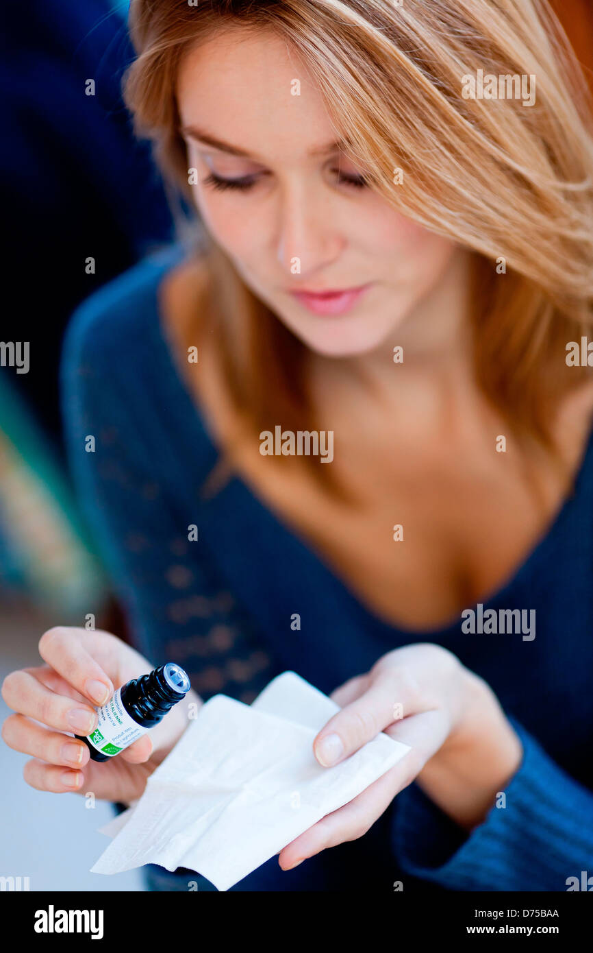 Complementary tissue hi-res stock photography and images - Alamy