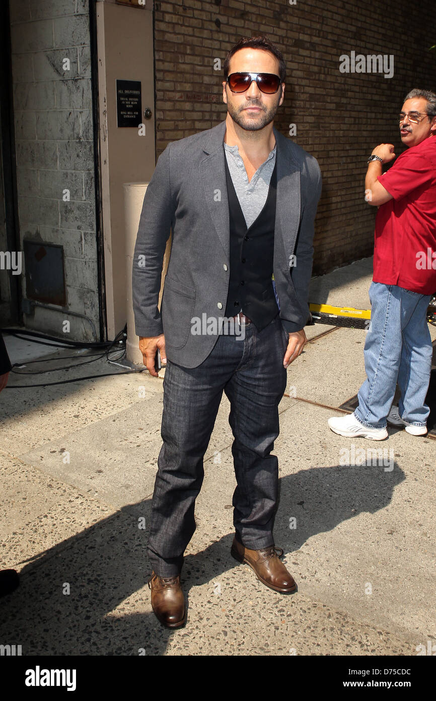 Jeremy Piven outside ABC studios for 'Live With Regis and Kelly' New ...