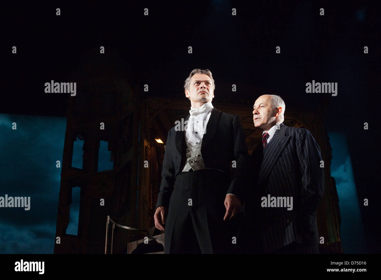 An Inspector Calls - Stage Play at the Novello Theatre directed by ...