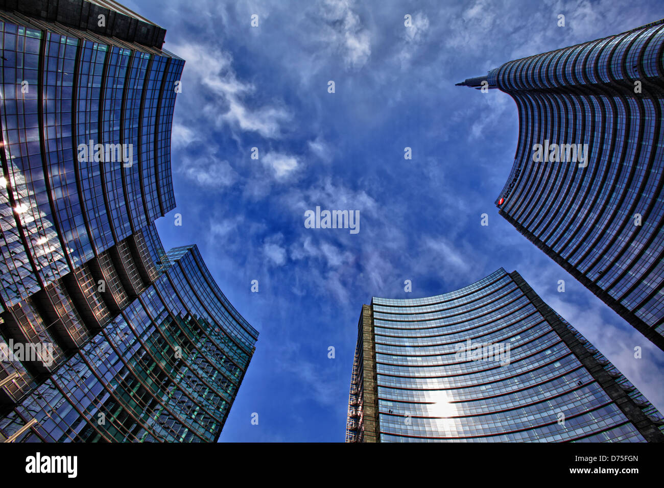 Milan modern architecture hi-res stock photography and images - Alamy