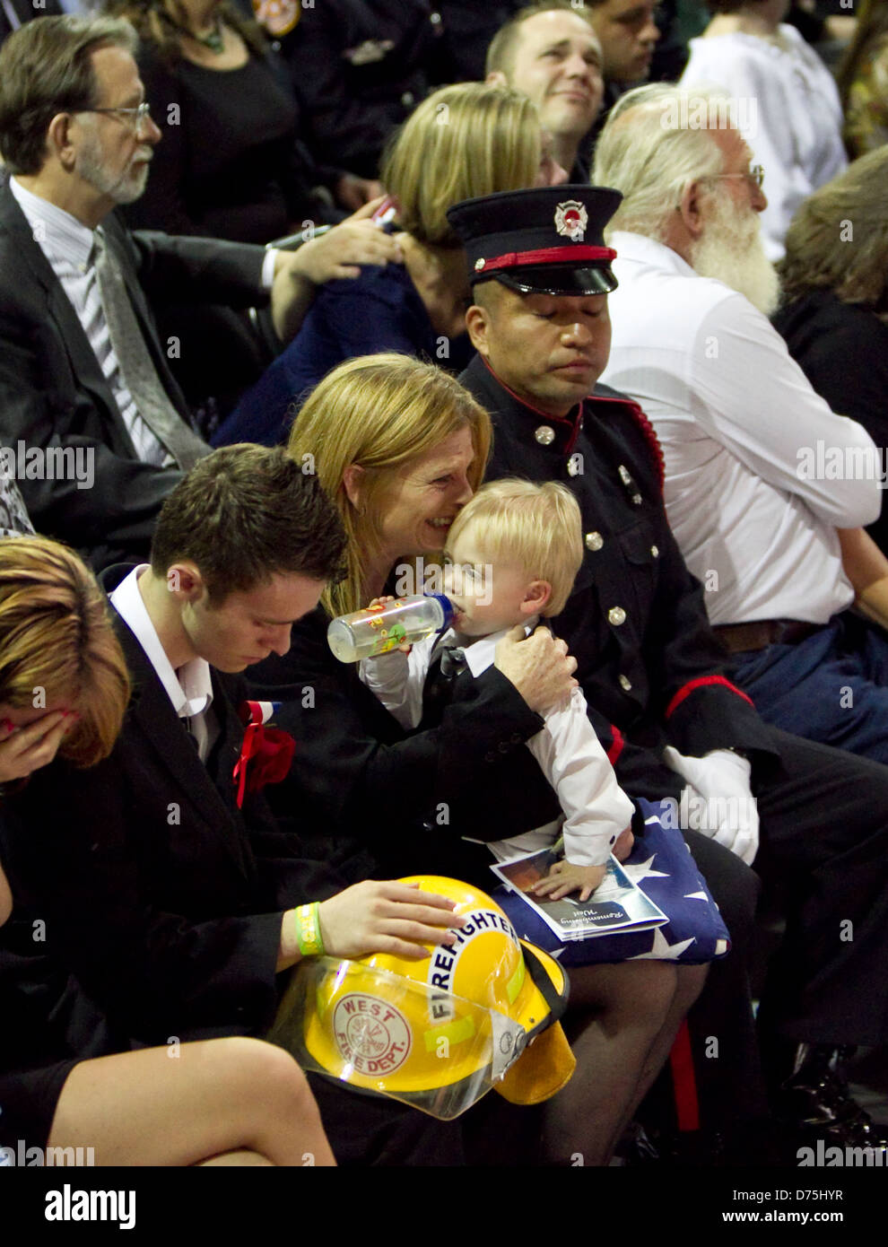 Family mourns the tragic death of fireman who died in the line of duty ...