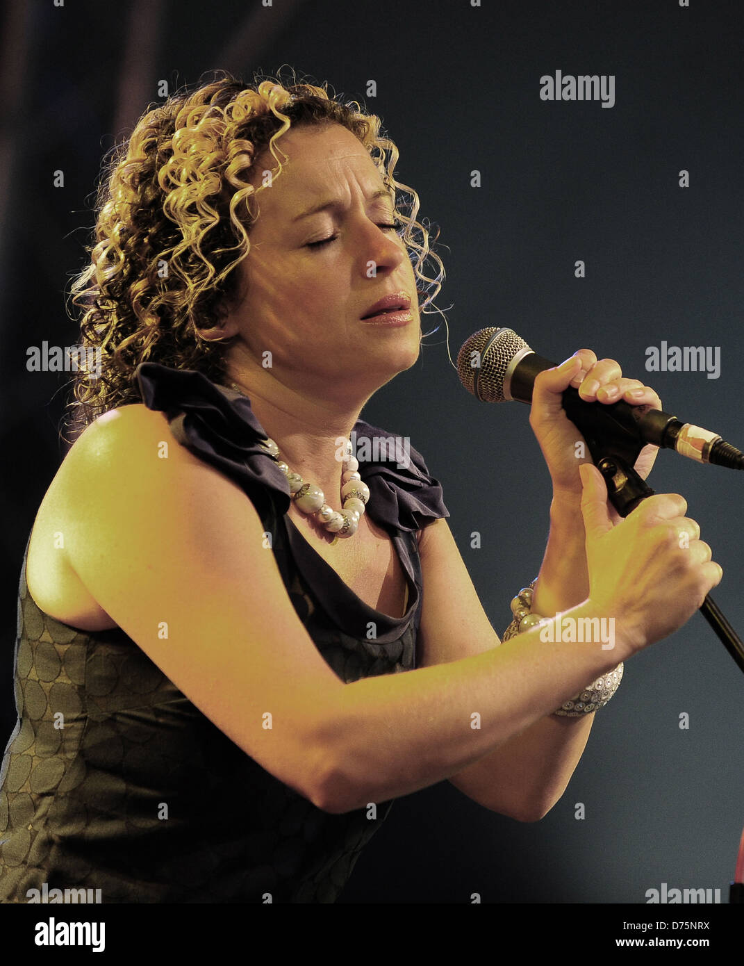 Kate rusby hi-res stock photography and images - Alamy