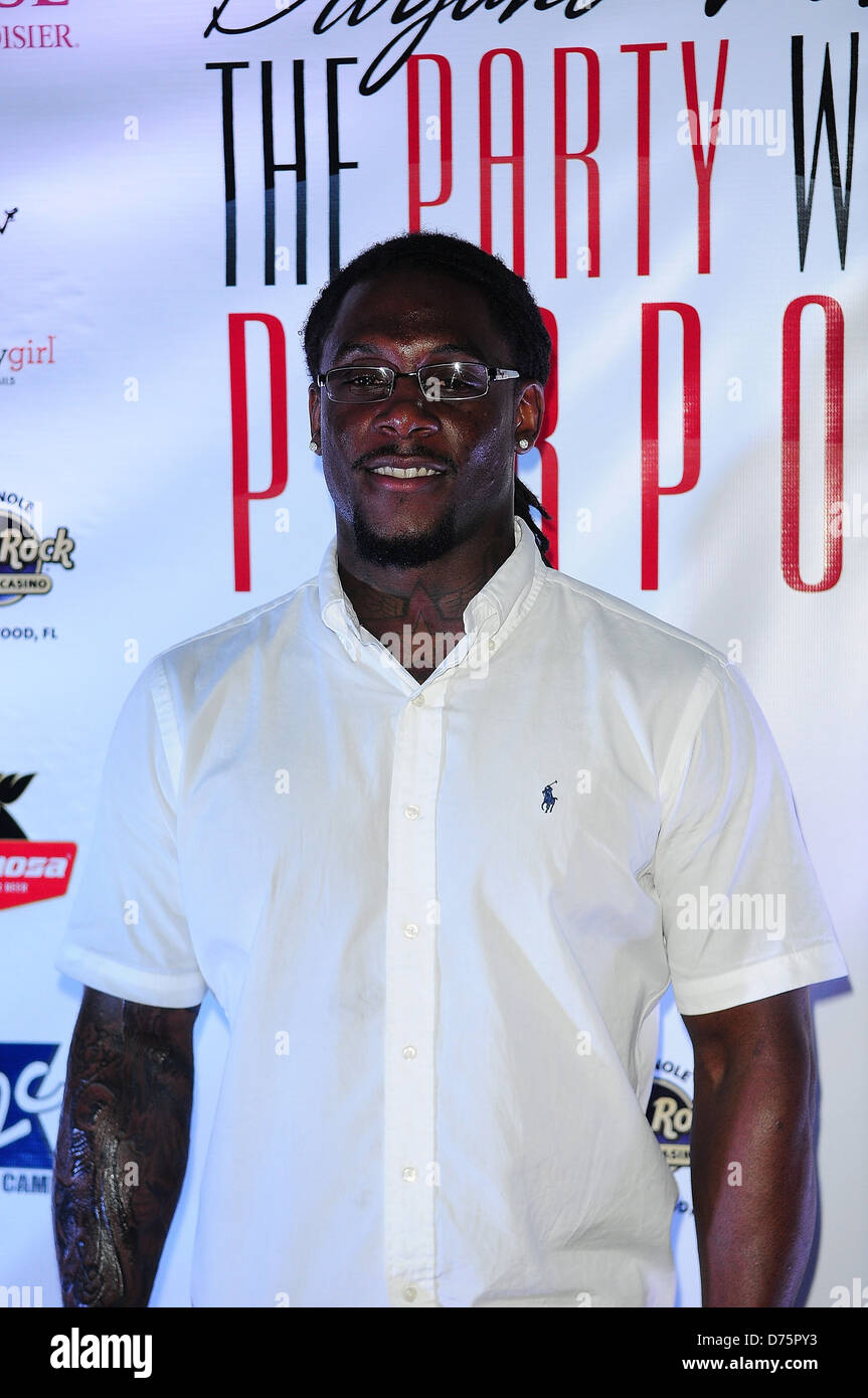 Minnesota Vikings player Sidney Rice Dwyane Wade’s 'Party with a ...