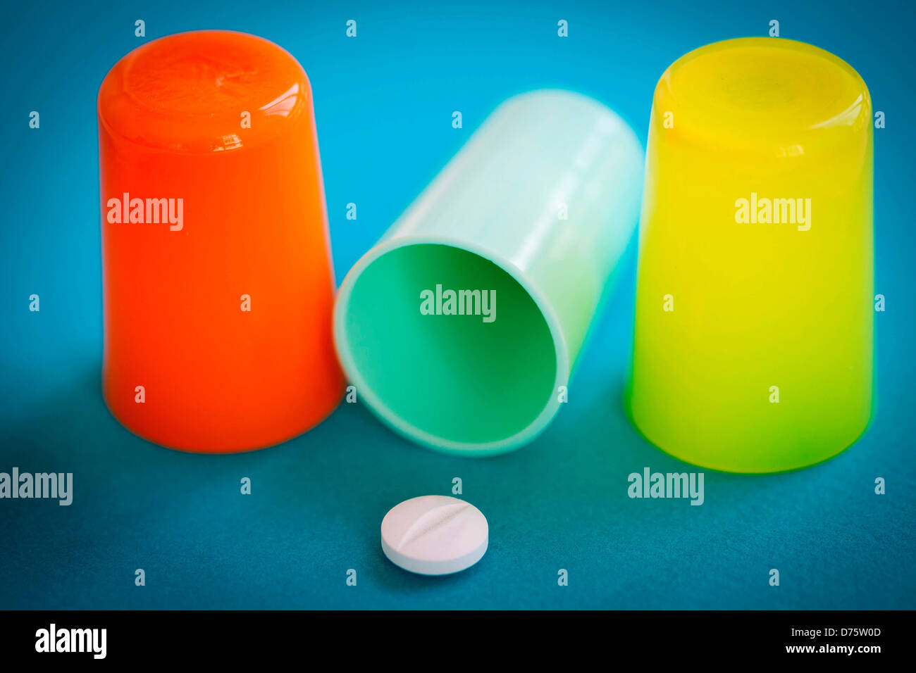 Scored tablets hi-res stock photography and images - Alamy