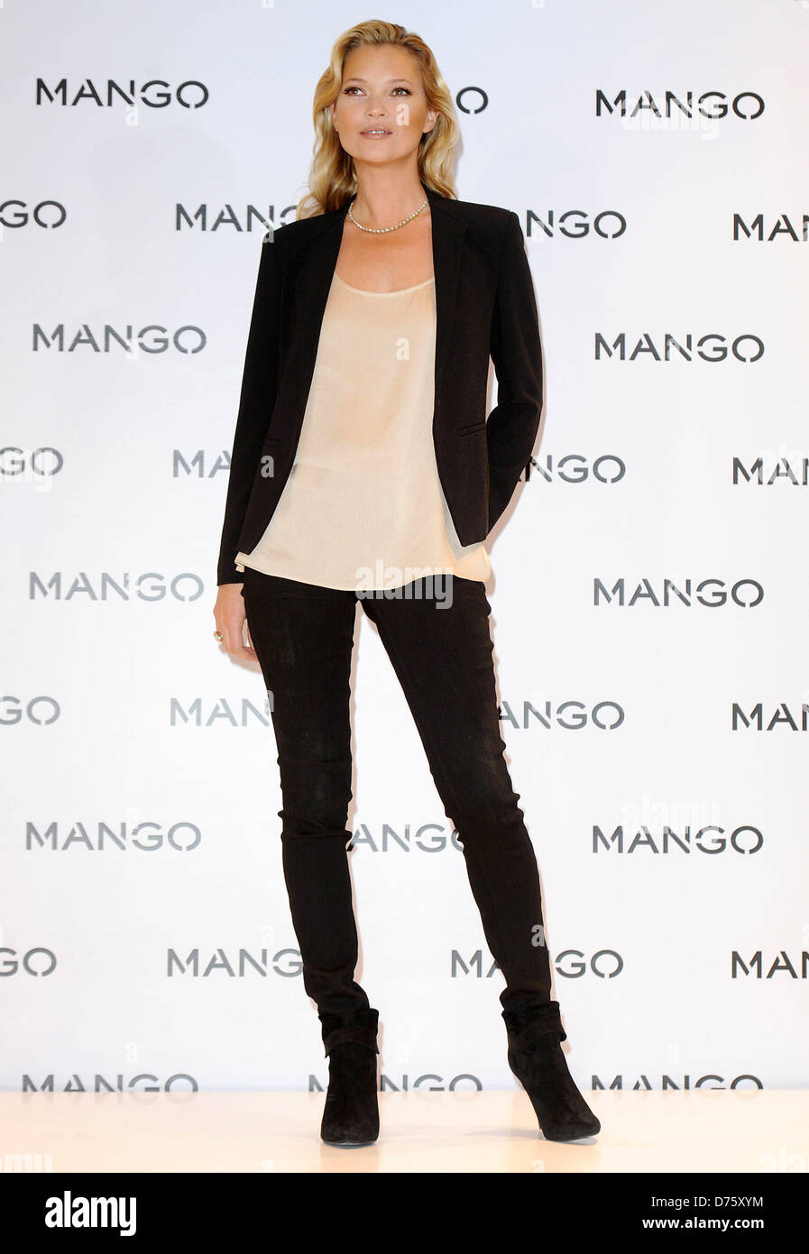 Kate moss for mango photocall hi-res stock photography and images - Alamy