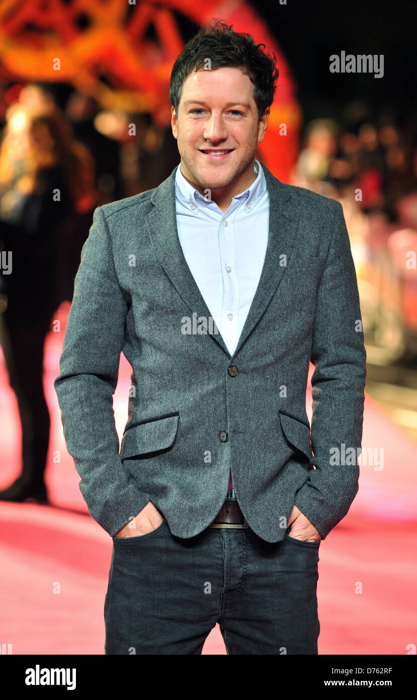 Matt Cardle The Best Exotic Marigold Hotel - world film premiere world ...