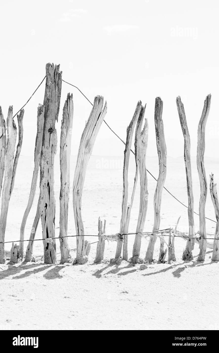 Old farm fence hi-res stock photography and images - Alamy